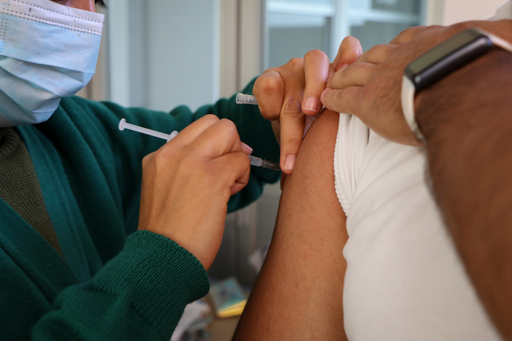 Más de 200 vacunados contra tétanos y COVID-19 en el CUSur | Centro Universitario del Sur